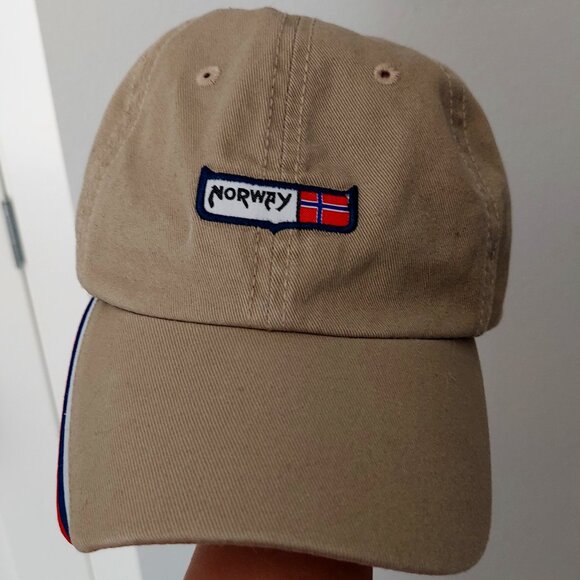 Disney | Accessories | Disney World Norway Baseball Hat Epcot World ...